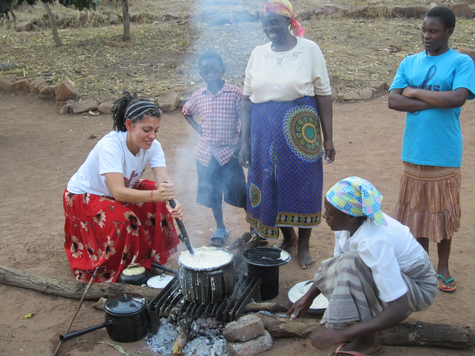 Africa Missions Trip: Africa Hut Visit--Wow!