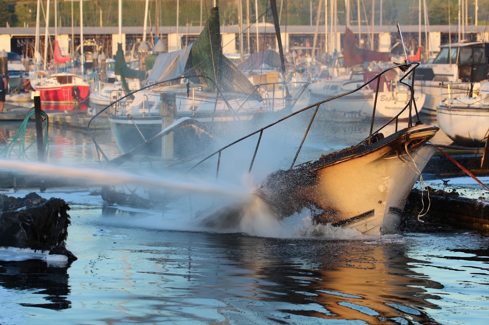 MEC&F Expert Engineers : Four boats catch fire and sink, another badly ...