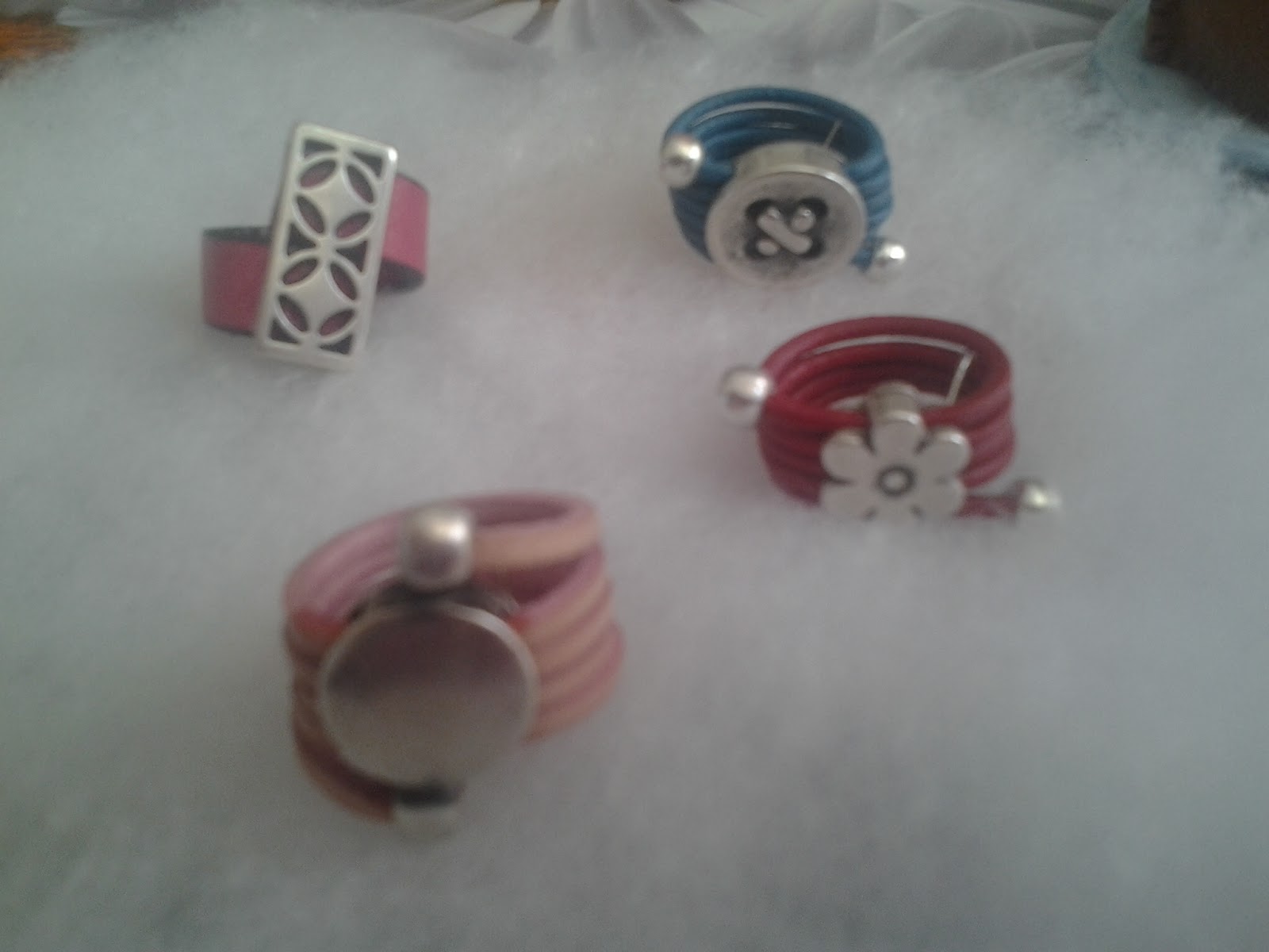 TRIKI TRAN TRAN ABALORIOS: mayo 2013