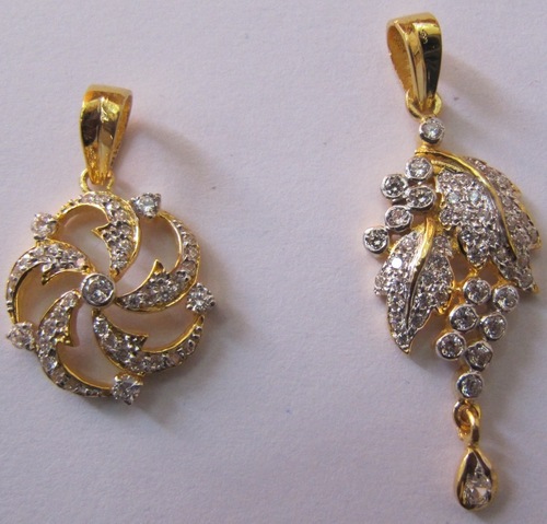 “Simplicity is the keynote of all true elegance.” : Gold Pendants For Girls