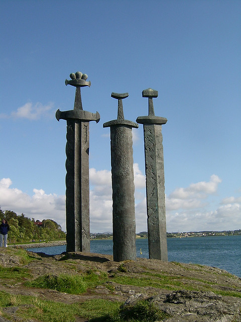 11 DEEDS: Sverd i fjell (English: Swords in Mountain)