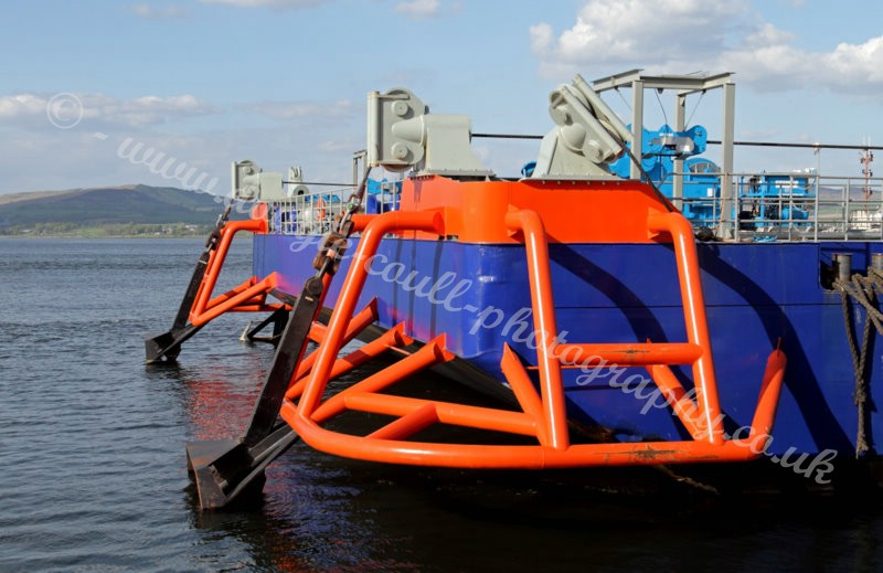 Dougie Coull Photography: Barge - ASV Pioneer - Port Glasgow