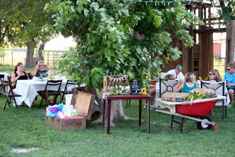 Greene Acres Hobby Farm: Rustic Country Wedding Party