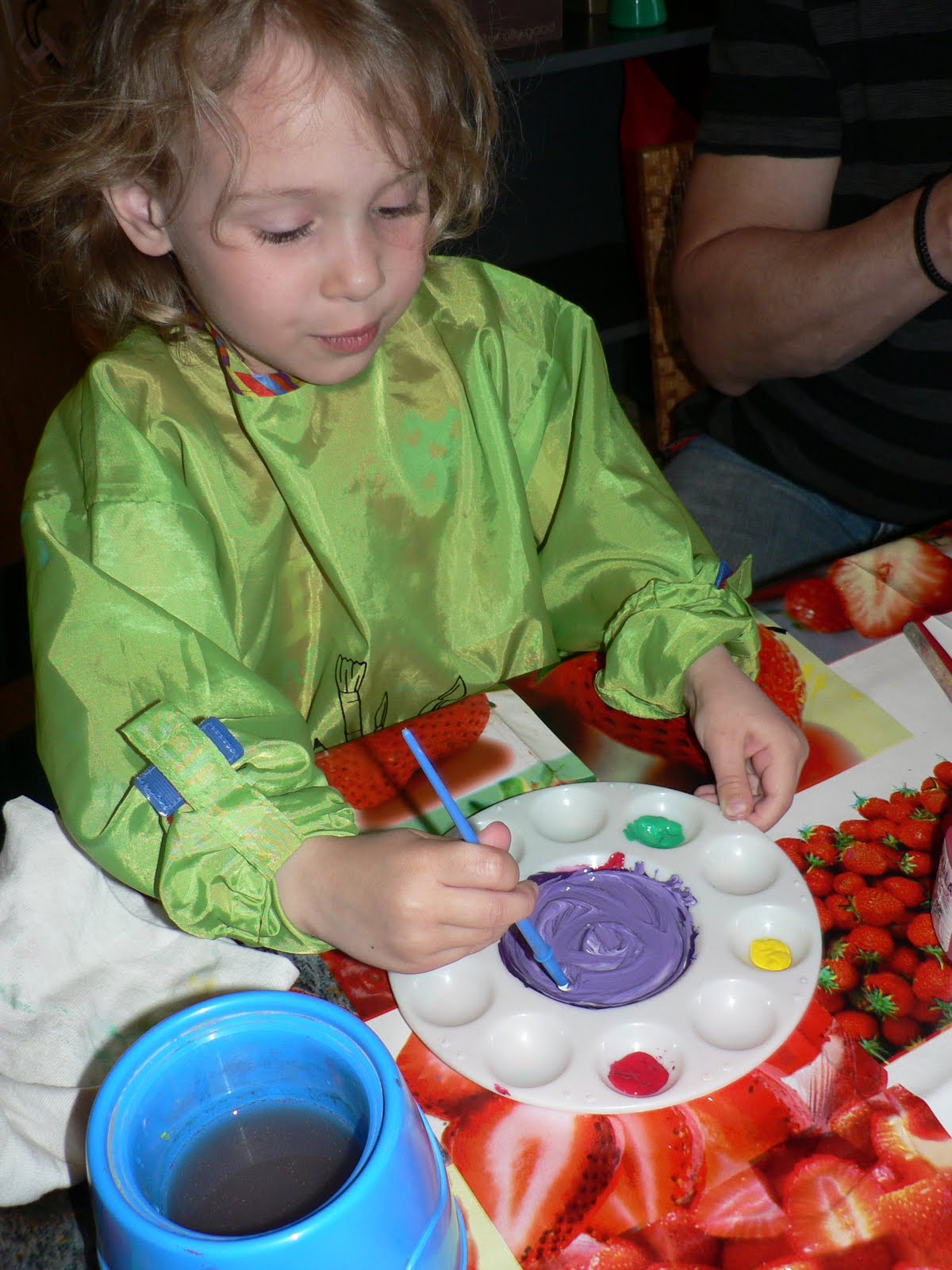 Painting Easter Eggs : Feature by Mama Pea Pod - Hands On As We Grow®