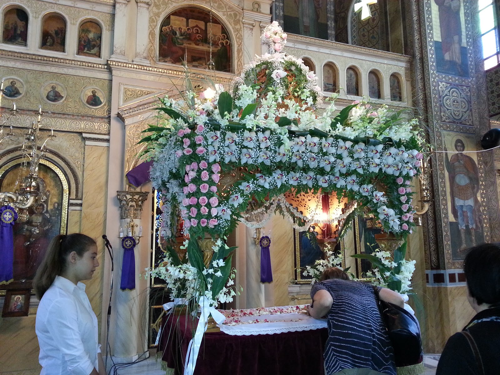 ΑΓΙΟΣ ΒΑΣΙΛΕΙΟΣ ΠΕΙΡΑΙΩΣ: ΠΡΟΣΚΥΝΗΜΑ ΣΕ ΕΠΙΤΑΦΙΟΥΣ ΙΕΡΩΝ ΝΑΩΝ ΤΗΣ ΙΕΡΑΣ ...