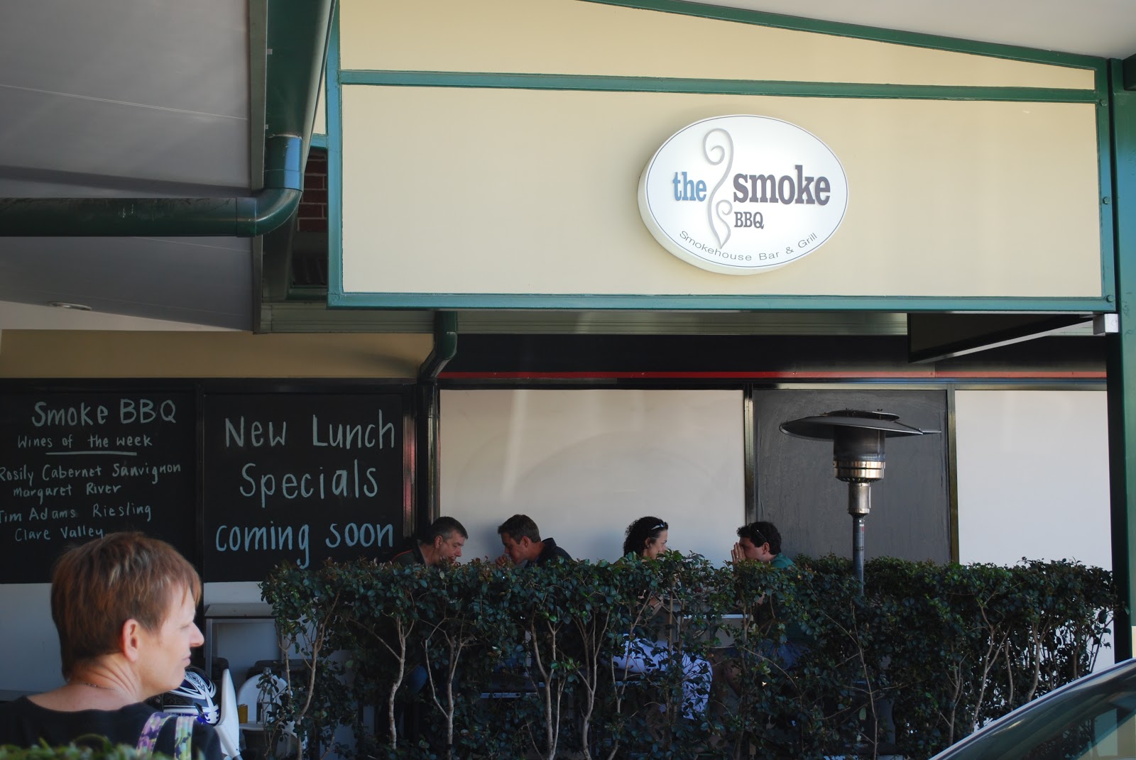 Food Trek Reviews: The Smoke. Smokehouse Restaurant.