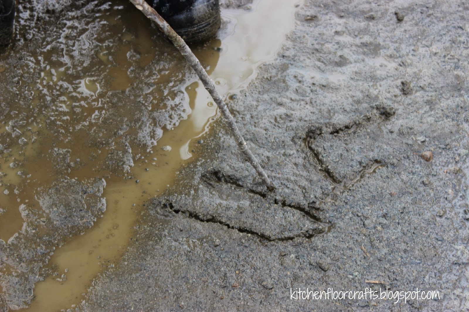 Kitchen Floor Crafts: 20+ Ways to Play and Explore MUD!