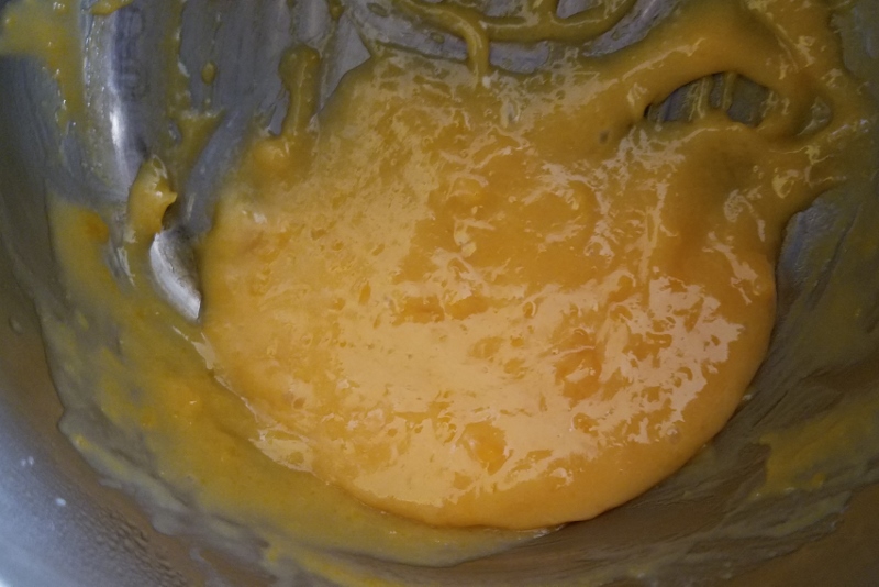 YangYang Cooking: Translucent Salted Egg Custard Moon Cake (通透奶黄流心月饼)