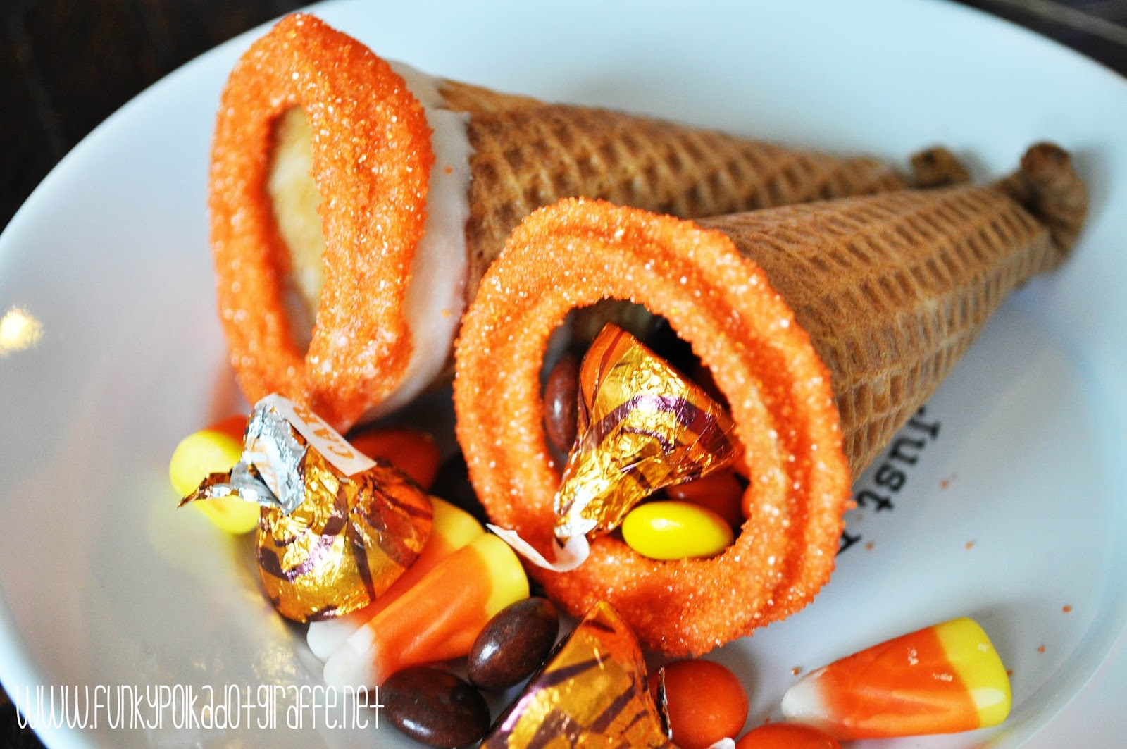 Funky Polkadot Giraffe: Giving Thanks: GOBBLE Your Neighbors