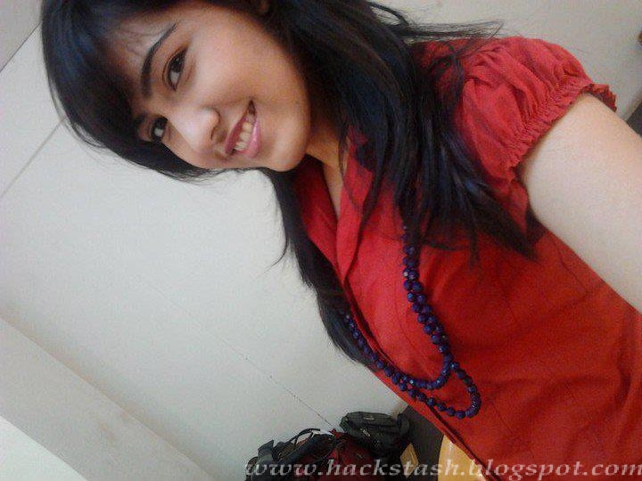 Cool & beautiful Facebook profile pictures for girls | PiczBox