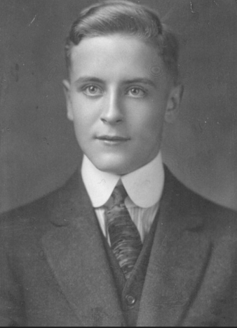 Young Fitzgerald's Instagram, Twitter & Facebook on IDCrawl