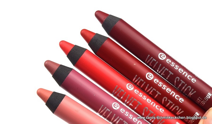 Schminkeckchen: Essence "Velvet Sticks" (Matt Lip Colour)