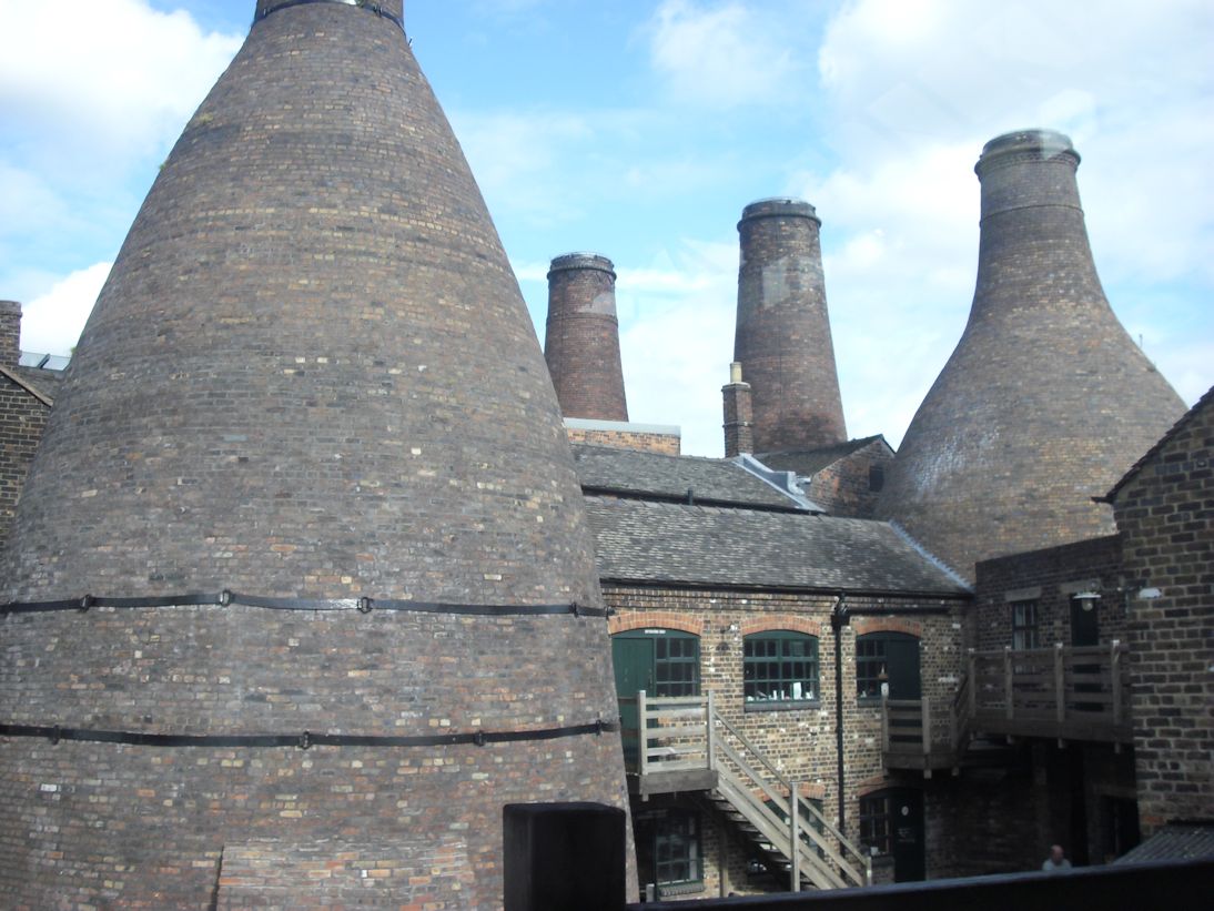 Many Meetings: At Last! A Saggar Maker's Bottom Knocker!!