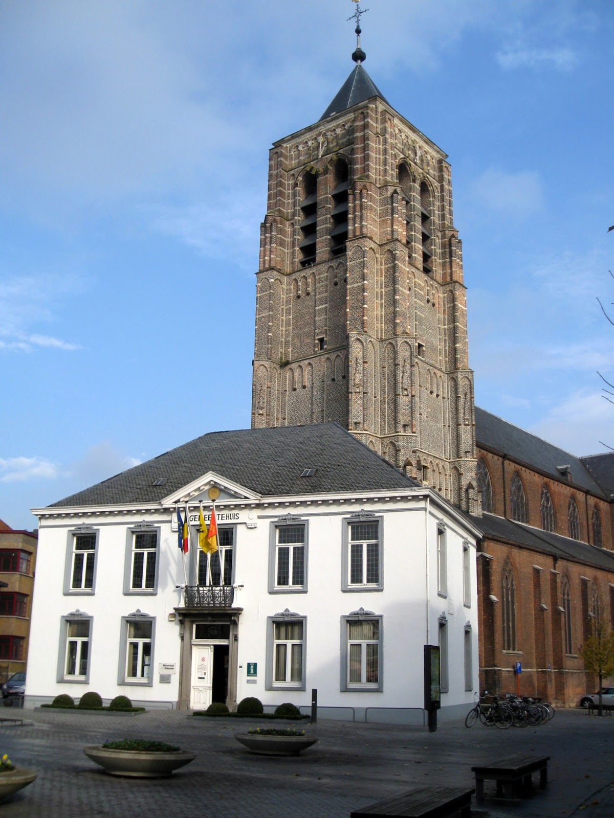 TOUR DE FRANS: Molse Neteroute