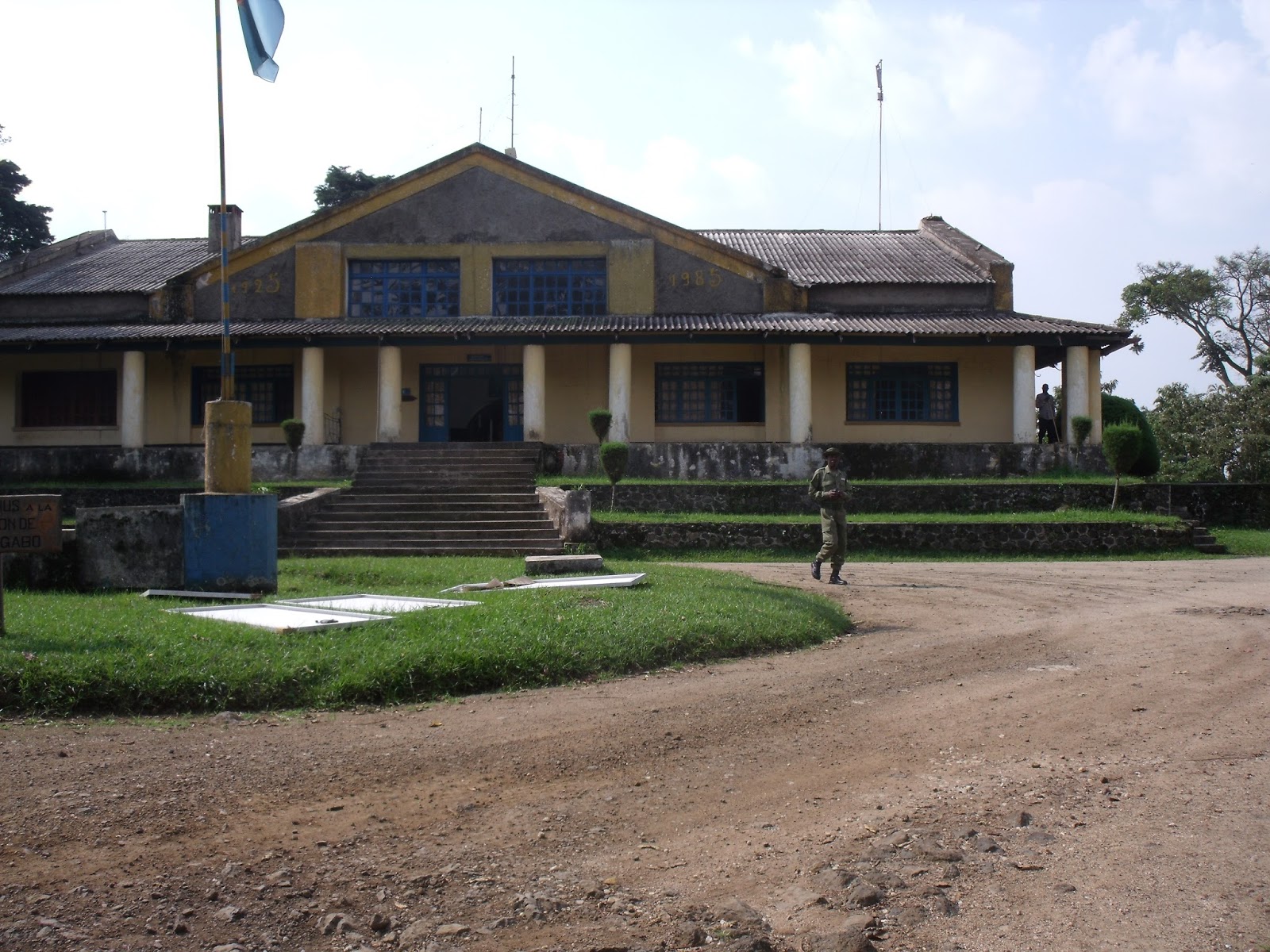 Congo Masquerade: Virunga National Park: Goma to Rumangabo