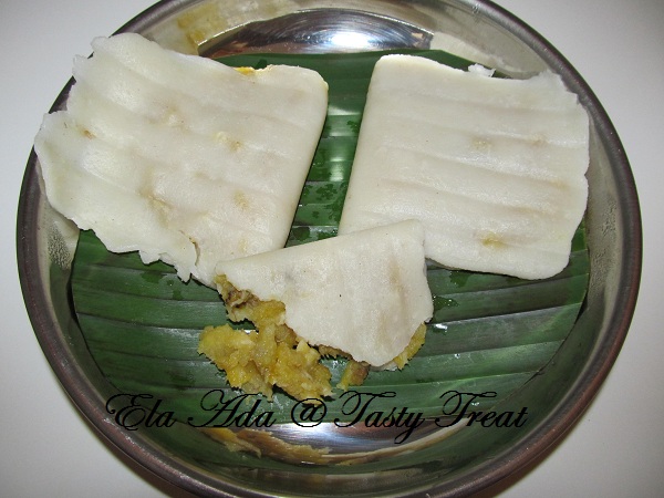Erivum Puliyum: Ela Ada (Ethakka filling) / Steamed Soft Rice Cakes ...