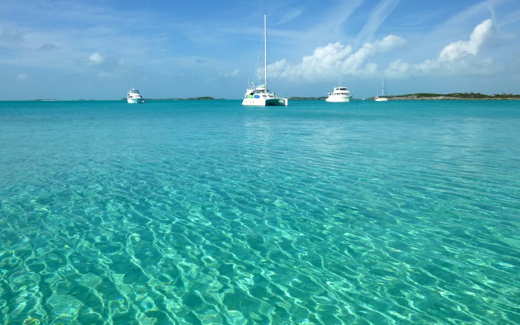 Cruising Onboard Carina: The Exumas - Warderick Wells to Black Point