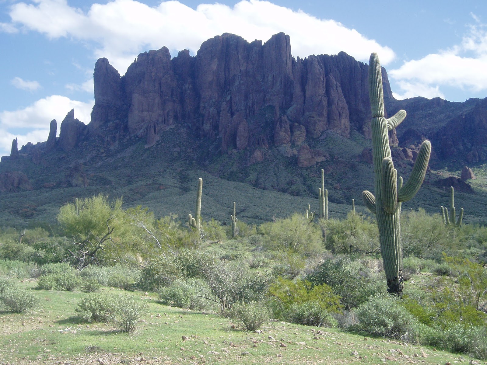 Heroes, Heroines, and History: The Superstition Mountains