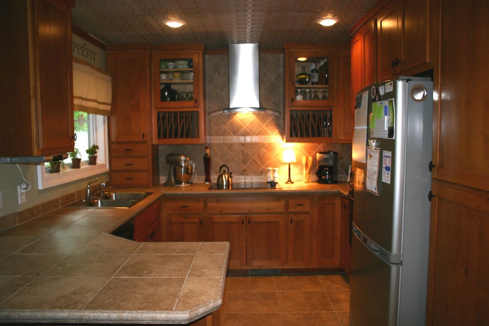 red house for sale: Kitchen