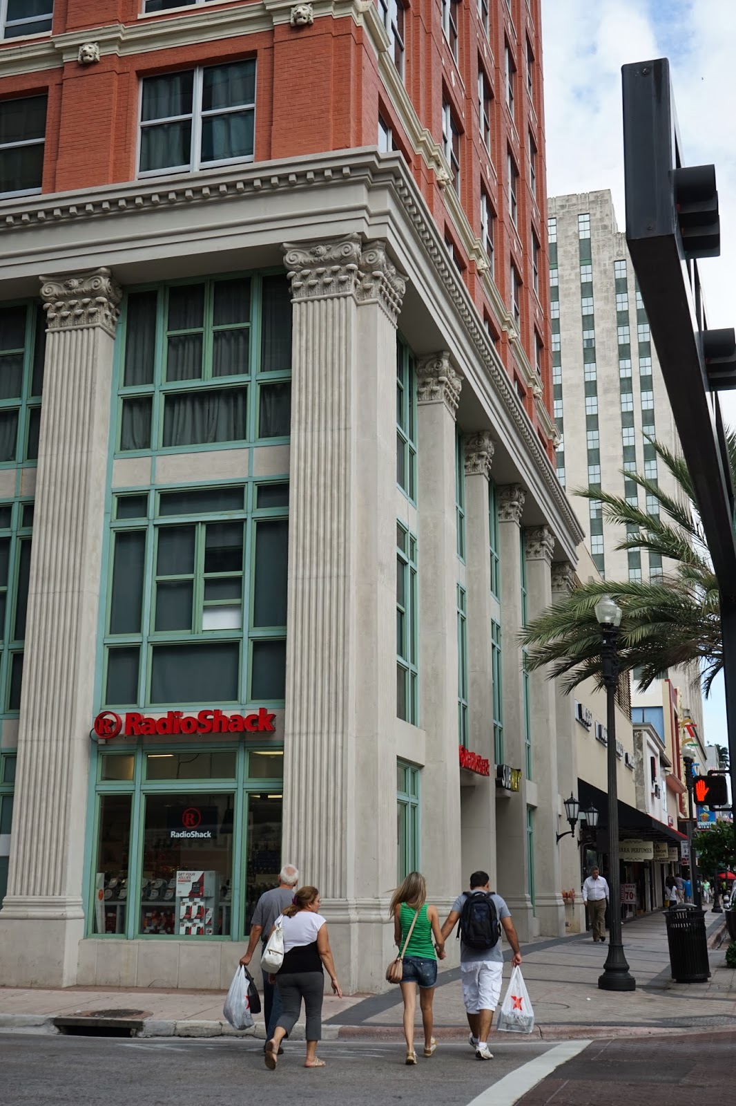 文化系マイアミ: レトロなダウンタウンが徐々に発展中