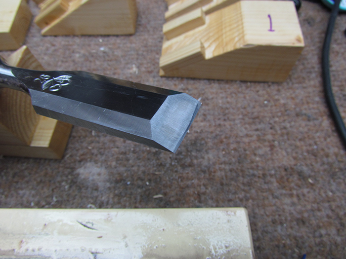 DIY Custom Wood Chisel Honing Sharpening Guides Crawls Backward (When ...