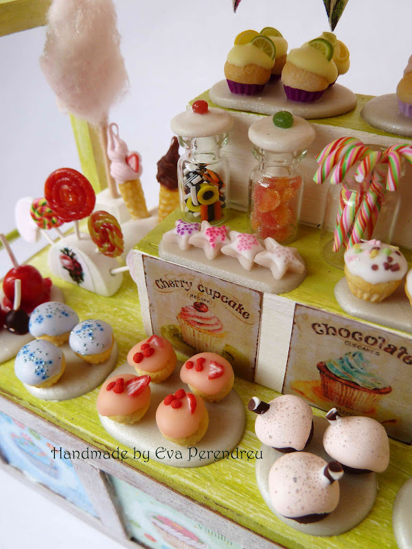 Mini Escenas, Miniaturas by Eva Perendreu: Carro de dulces en miniatura ...