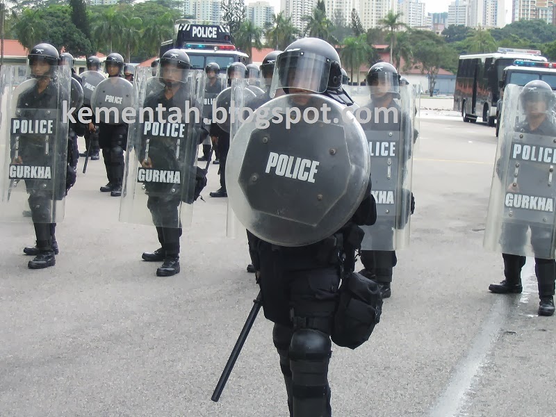 Senang Diri: A look at riot police from the Singapore Police Force ...