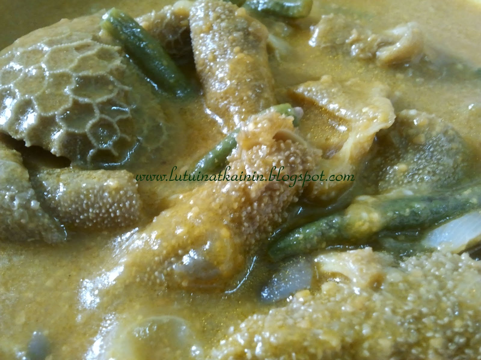 Lutuin at Kainin: Beef Tripe Kare Kare
