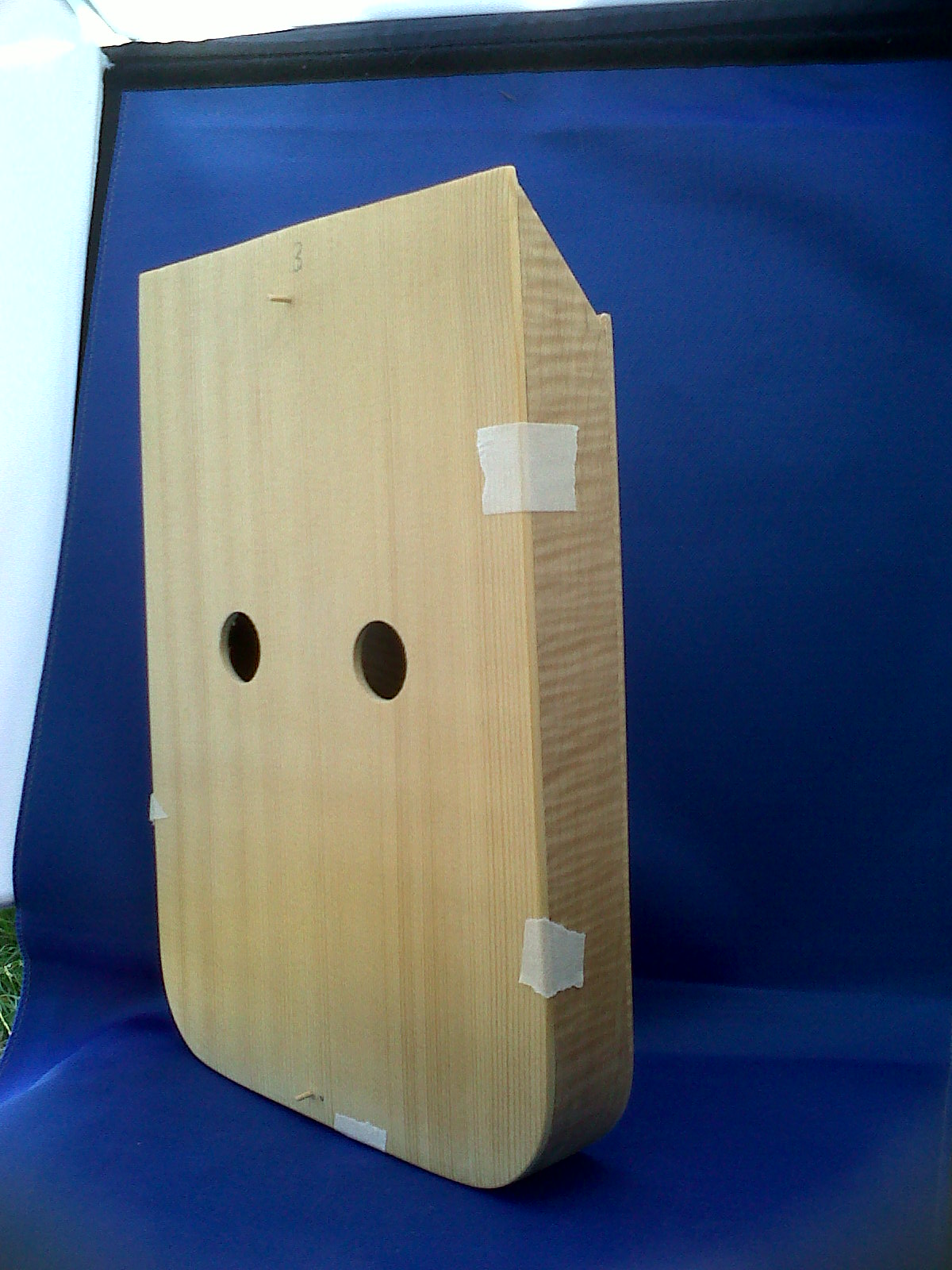 Michael J King, Luthier: Welsh Crwth