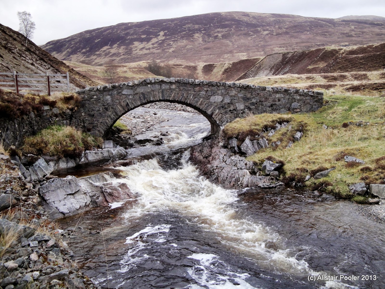 Alistair's Walks: The Walk-in to Luib-Chonnal Bothy in Upper Glen Roy