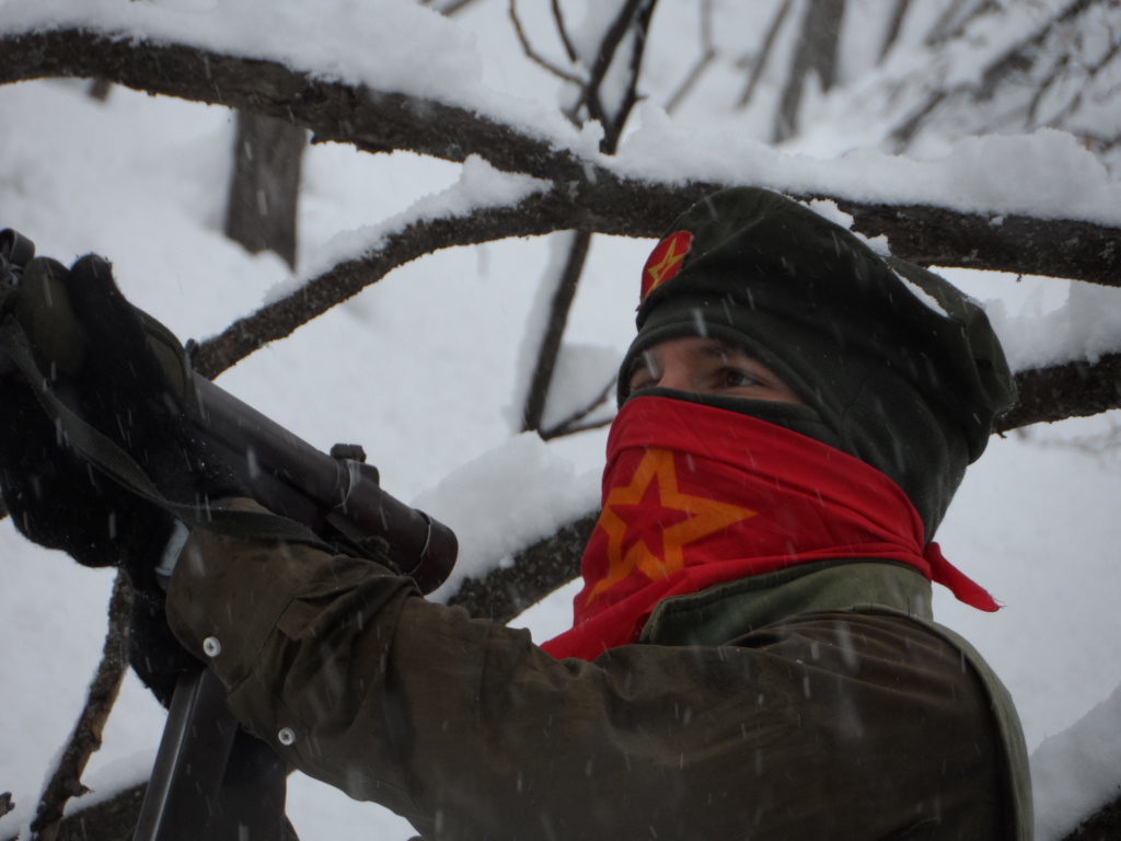 Defensa del Partido Comunista del Perú: 10 guerrilleros del DHKC han ...