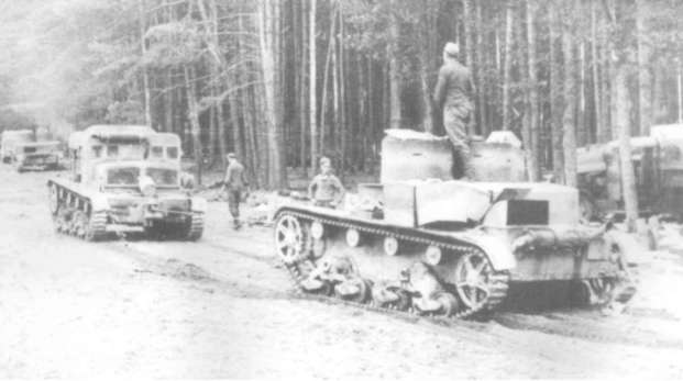 Brushes and Bayonets...: Flames of War: Sculpting the Polish C7P ...