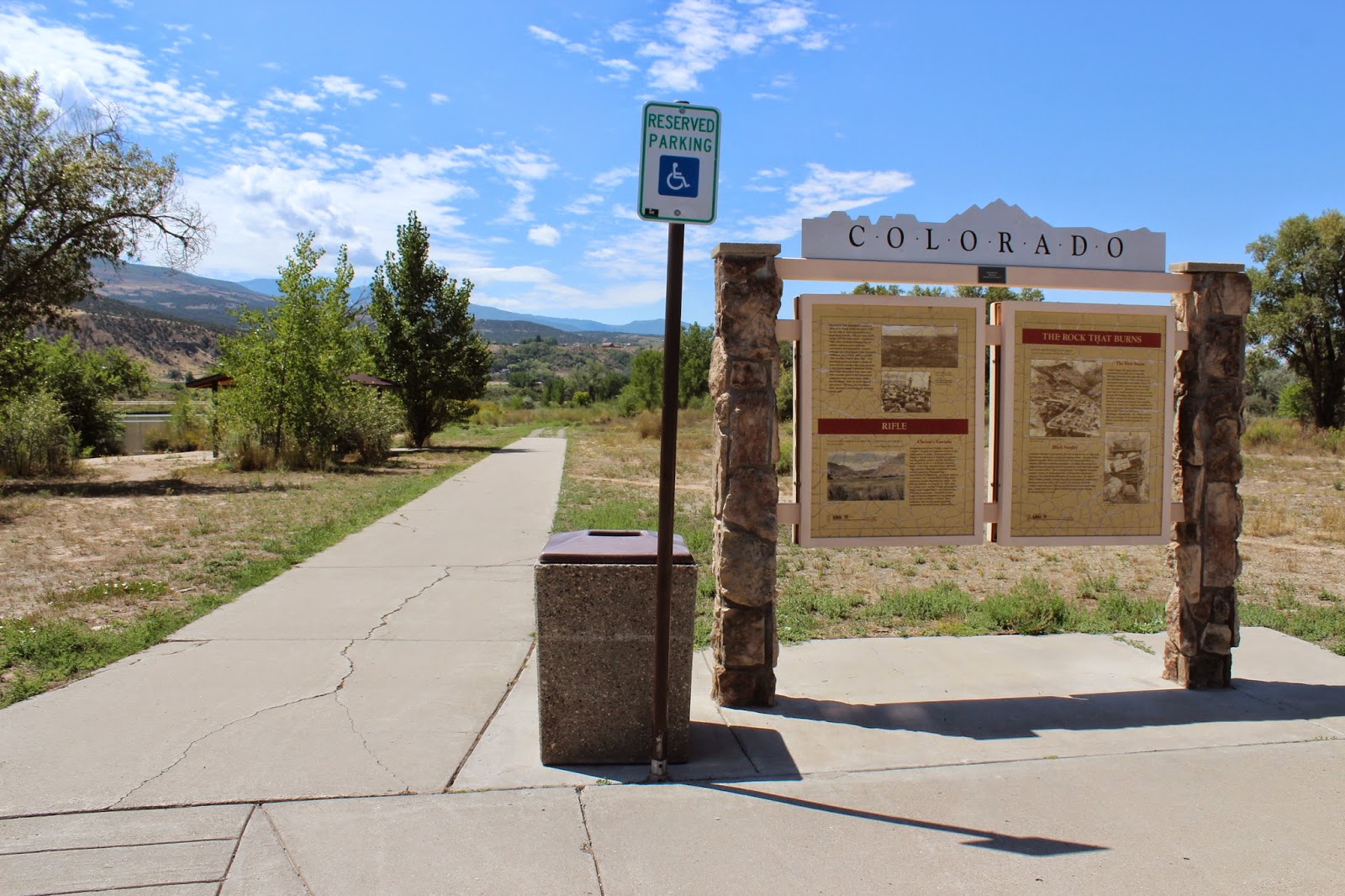 gjhikes.com: Lions Pond