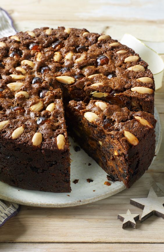 Mary Berry's classic fruit cake - Cake
