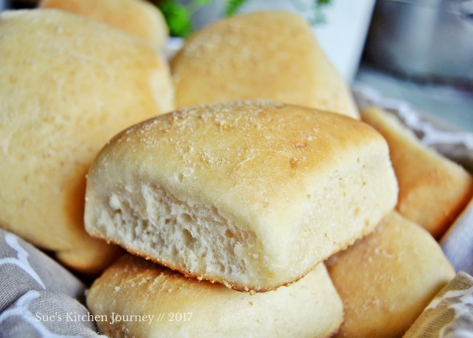Pan De Sal.. Filipino Bread Rolls ~ Swesia's Journey