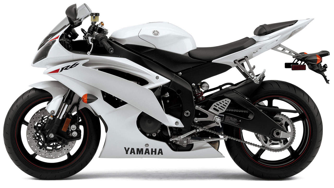 All About Ducati: Yamaha R6 model delivers 133 PS @ 14500 rpm