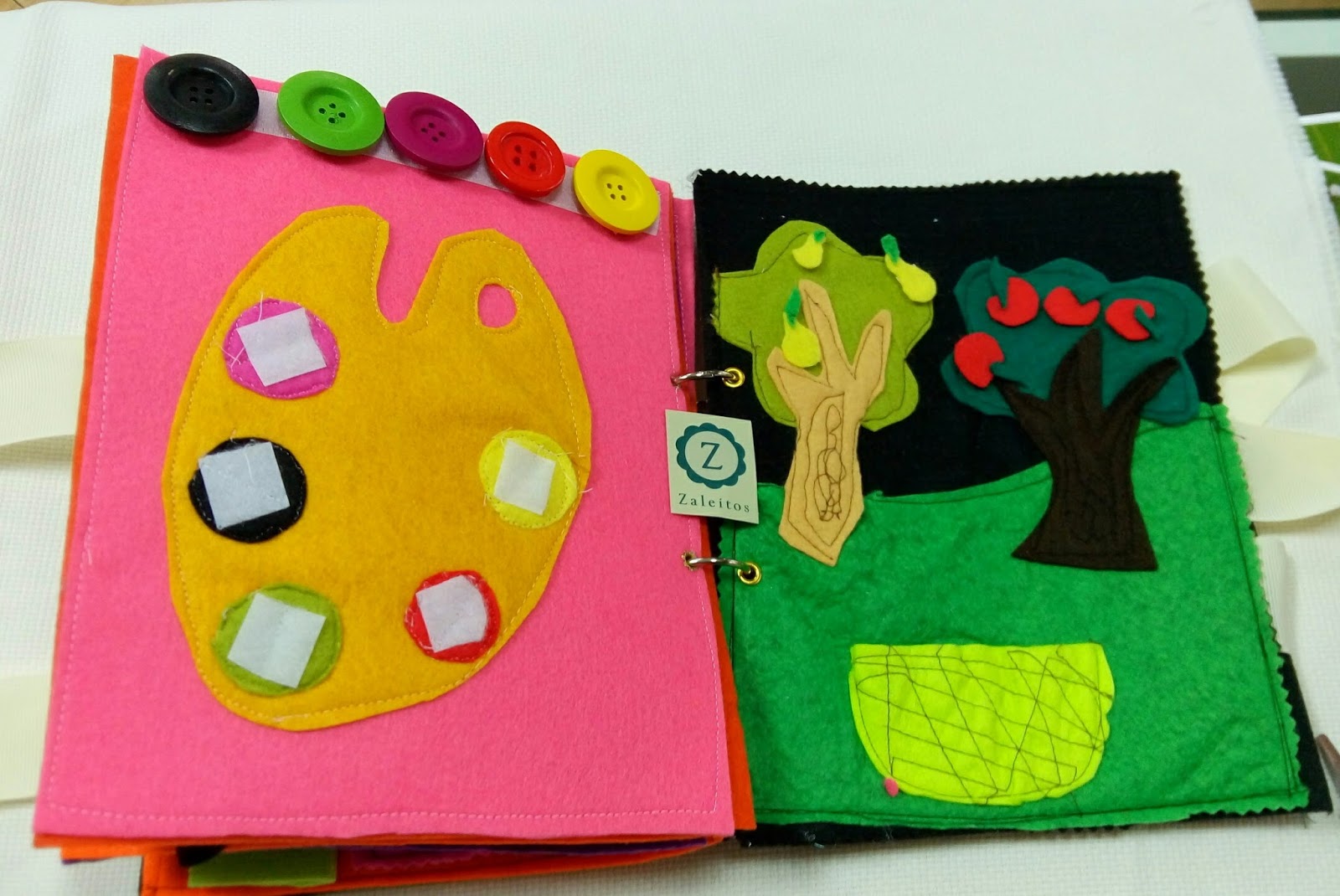 Zaleítos: Libros de actividades infantiles de fieltro