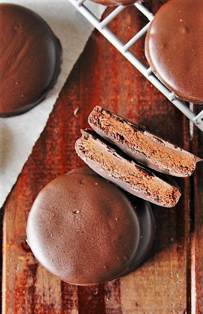 How to Make Homemade Thin Mints | The Kitchen is My Playground