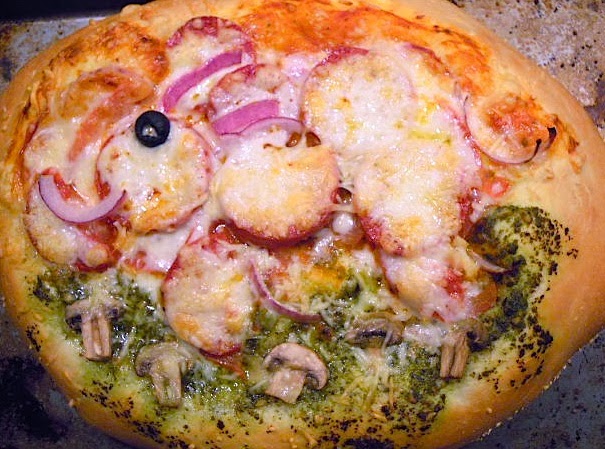 An Elephant a Day 2.0: Elephant No. 61: Homemade Pizza