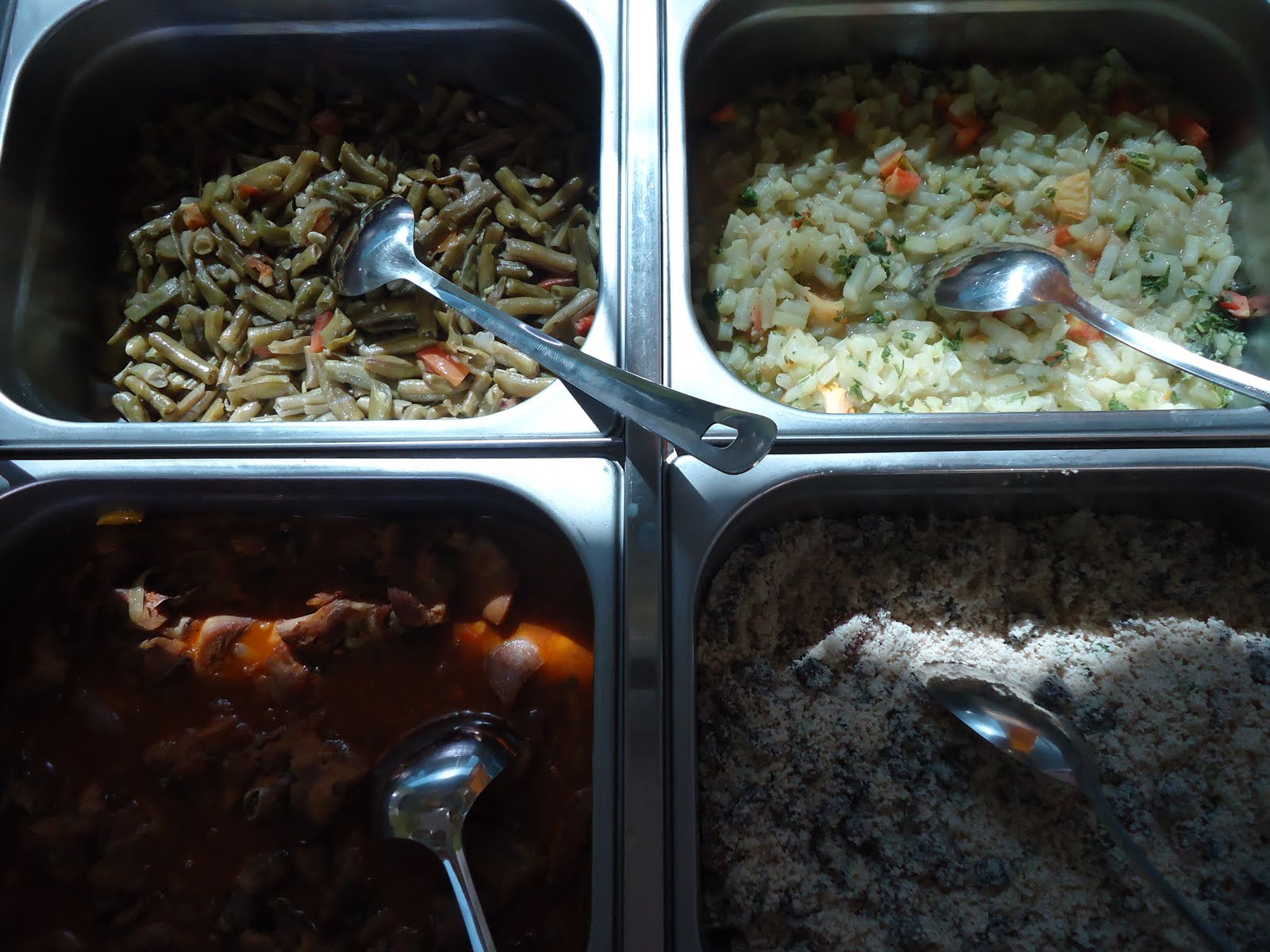 RESTAURANTE VERDE VARAS: Sua nova opção de comida Self-service