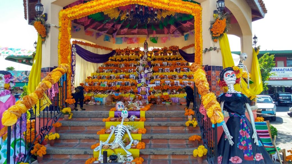 altares de muertos y cultura purepecha