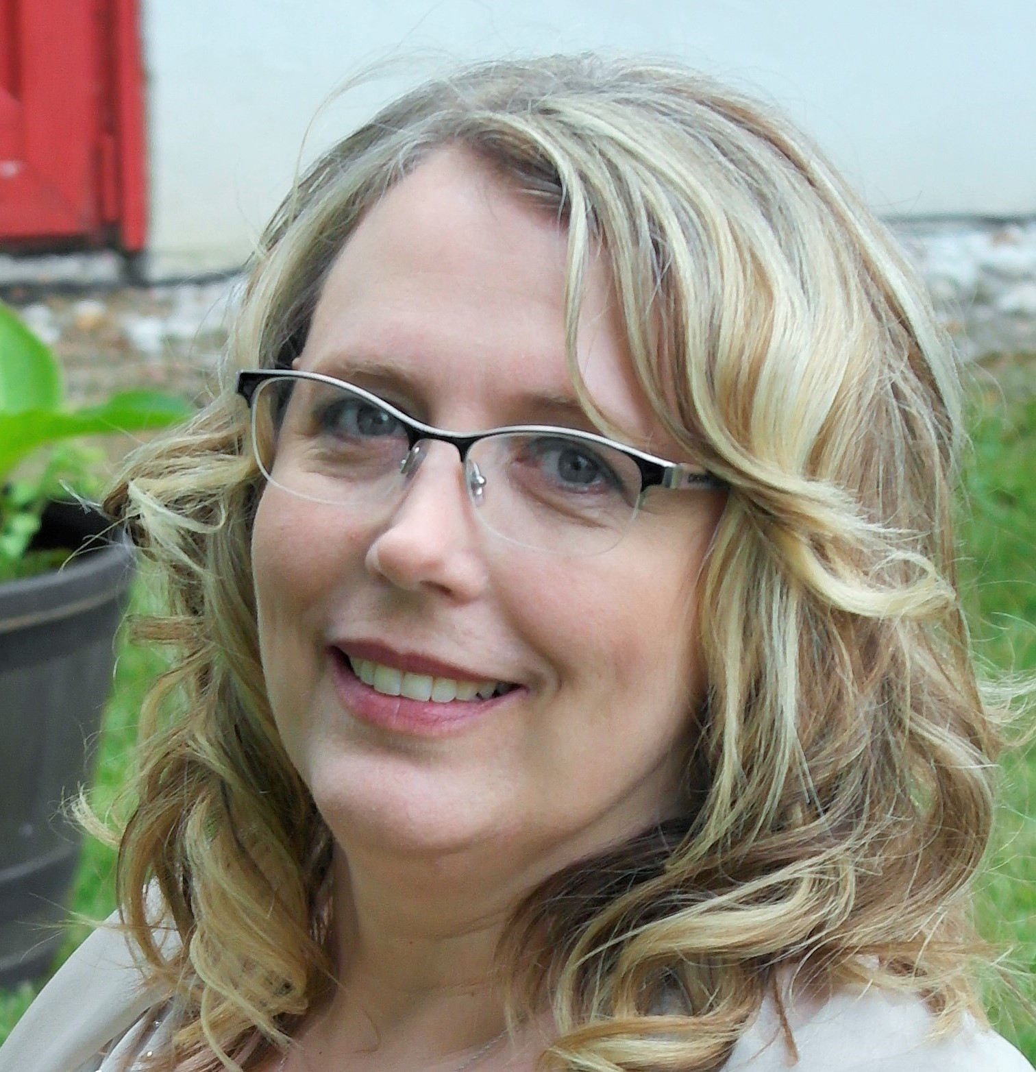 InScribe Writers Online: Five Smooth Stones - Gloria Guest