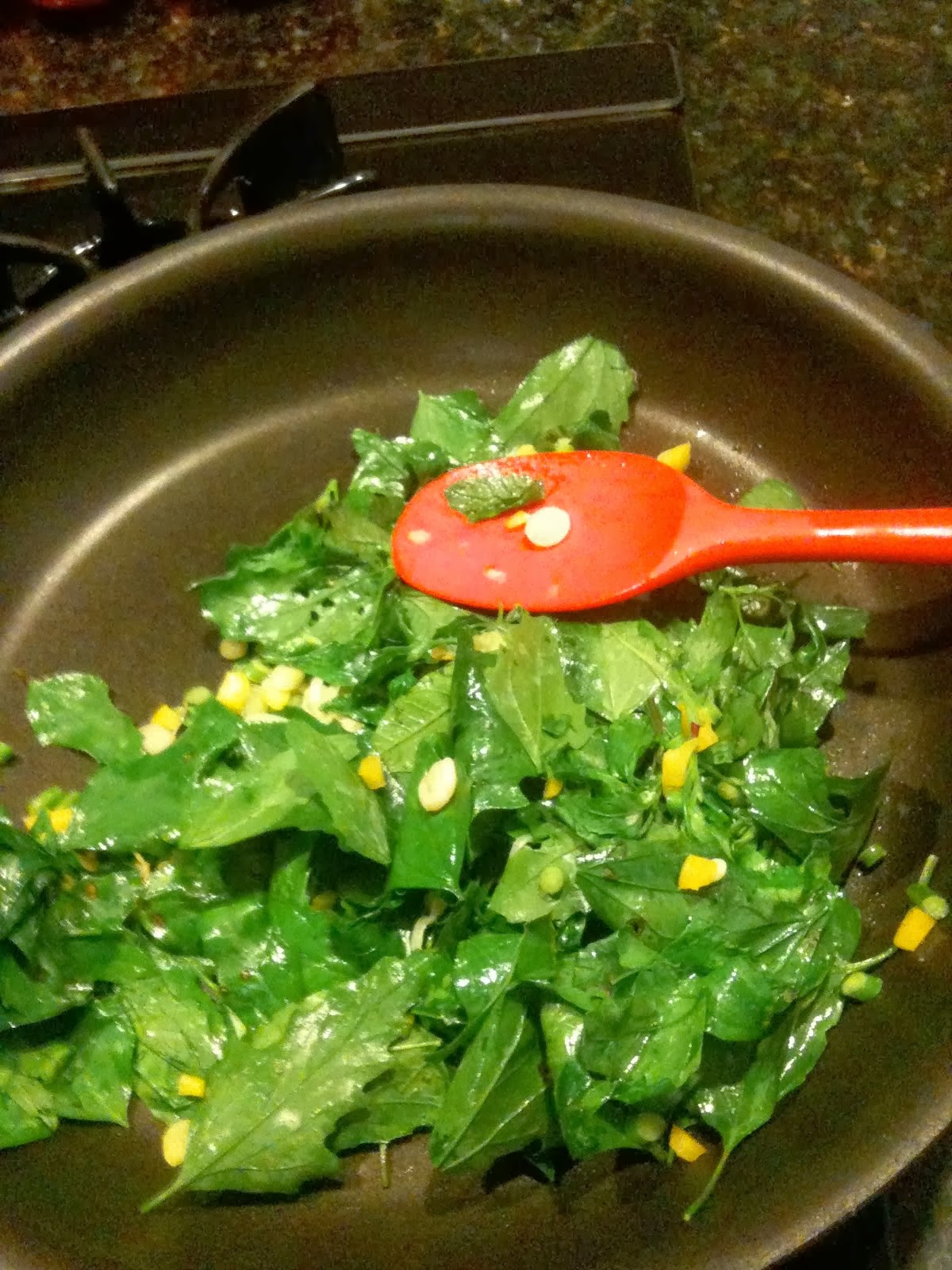 The Earth of India: All About Bathua (Chenopodium album)