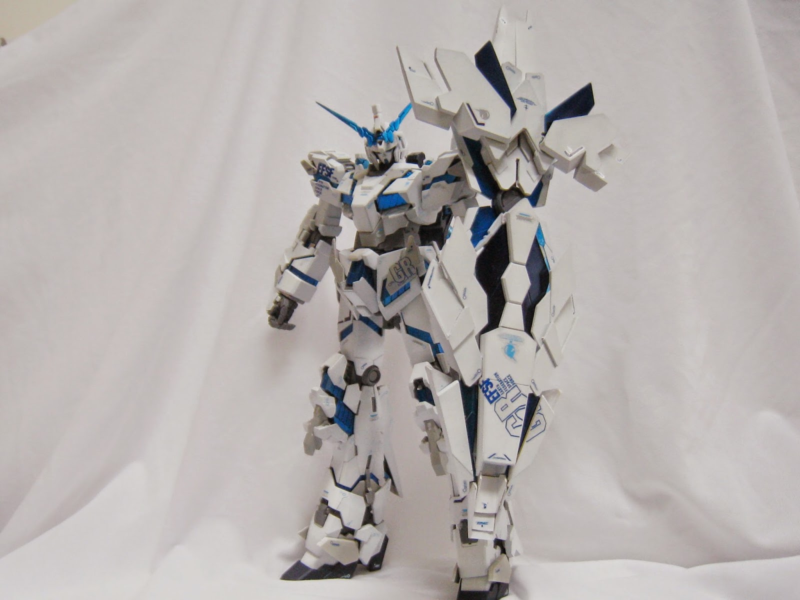GUNDAM GUY: MG 1/100 RX-01 Unicorn Gundam Full Psycho Frame Prototype ...