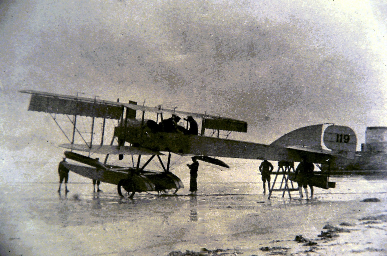 thanetonline: Early aviation in Westgate Thanet photos.