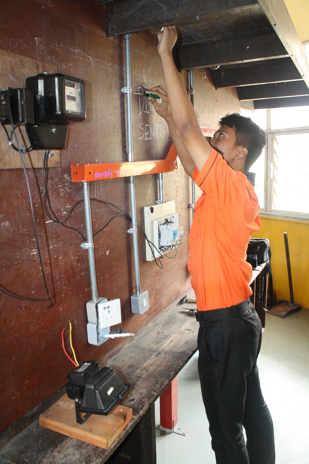 Blog Kursus Elektrik & Elektronik