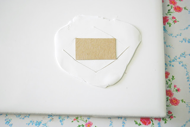 stellaire: DIY clay envelope necklace