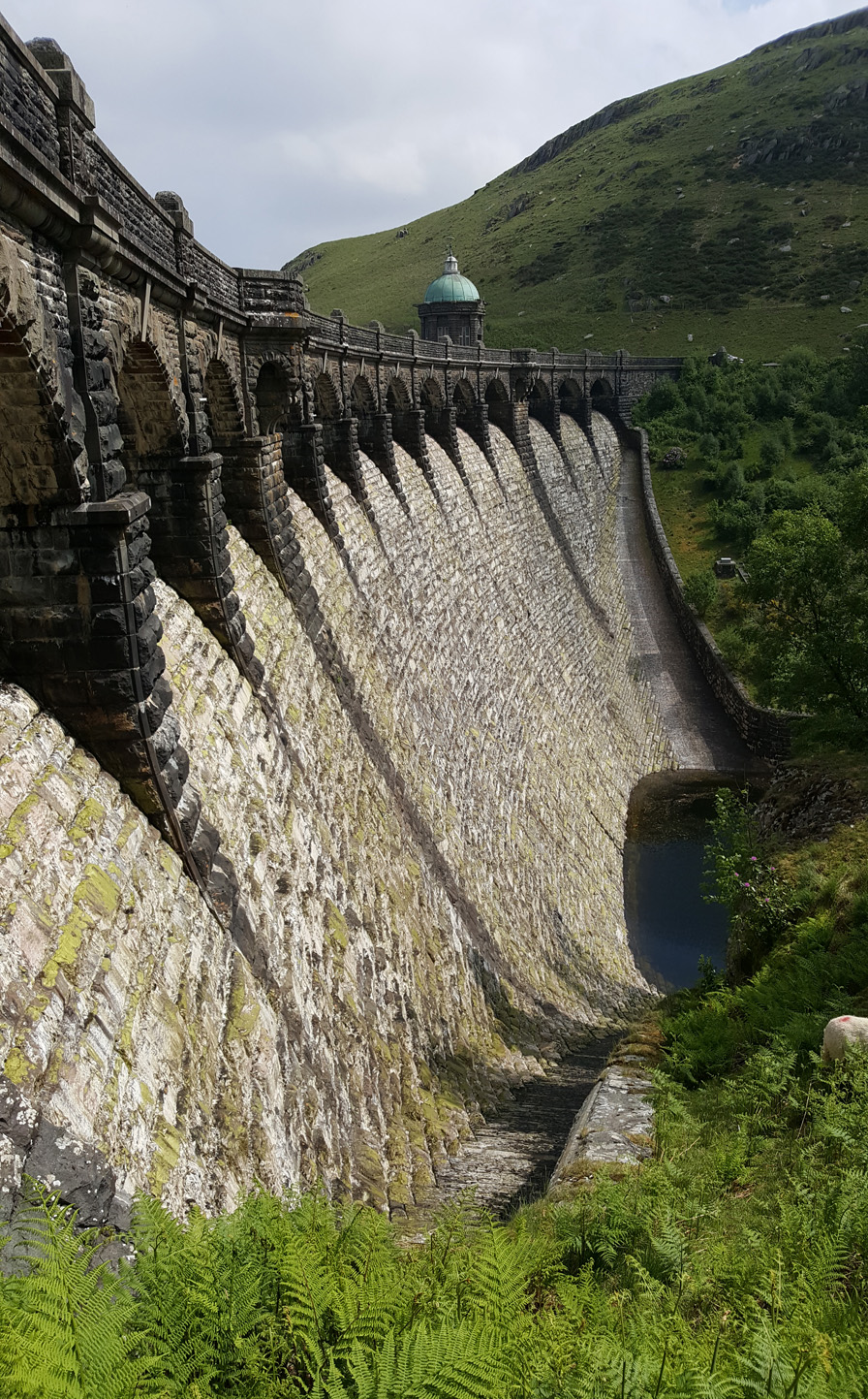 The Happy Pontist: Welsh Bridges: 7. Craig Goch Dam