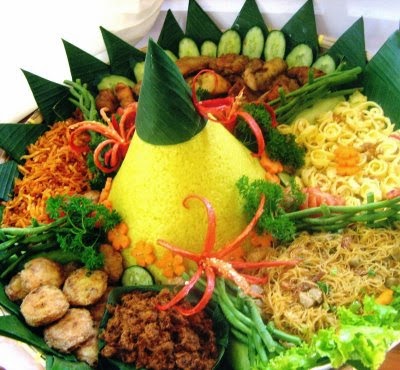 Resep dan Cara Menghias Nasi Tumpeng