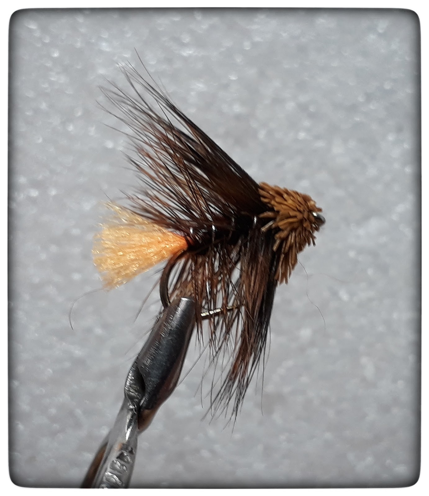 Hillend Dabbler: Fly Tying Season